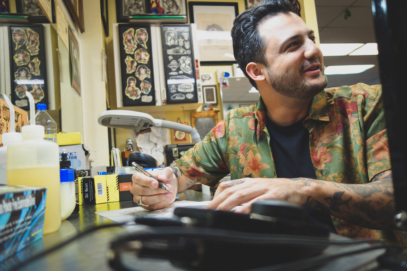 Max Hanson Tattoos The Bikeriders' Review: Austin Butler And Tom Hardy